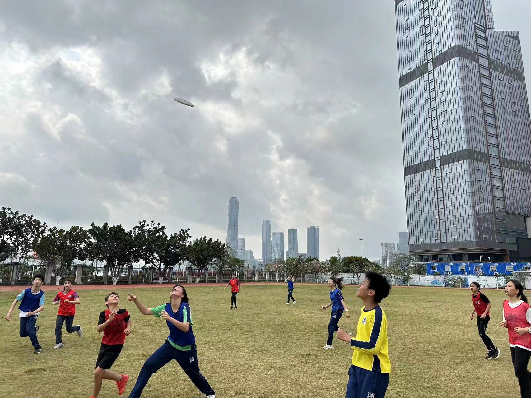 哈罗珠海与QSI举行飞盘友谊交流赛 - Harrow Zhuhai